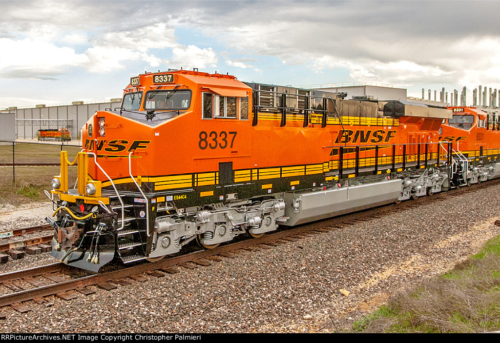 BNSF 8337